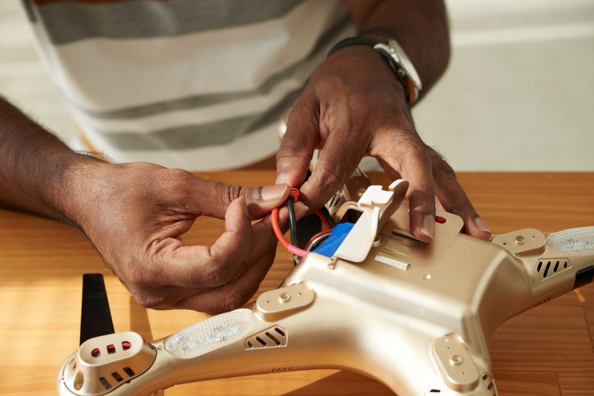 A Guide to Drone Batteries: Tips for Safety and Longevity - DroneWorld.com